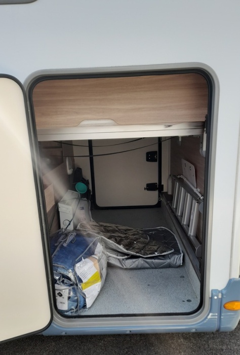 Camping-car BÜRSTNER DELFIN HARMONY LINE | Camping-car Magazine